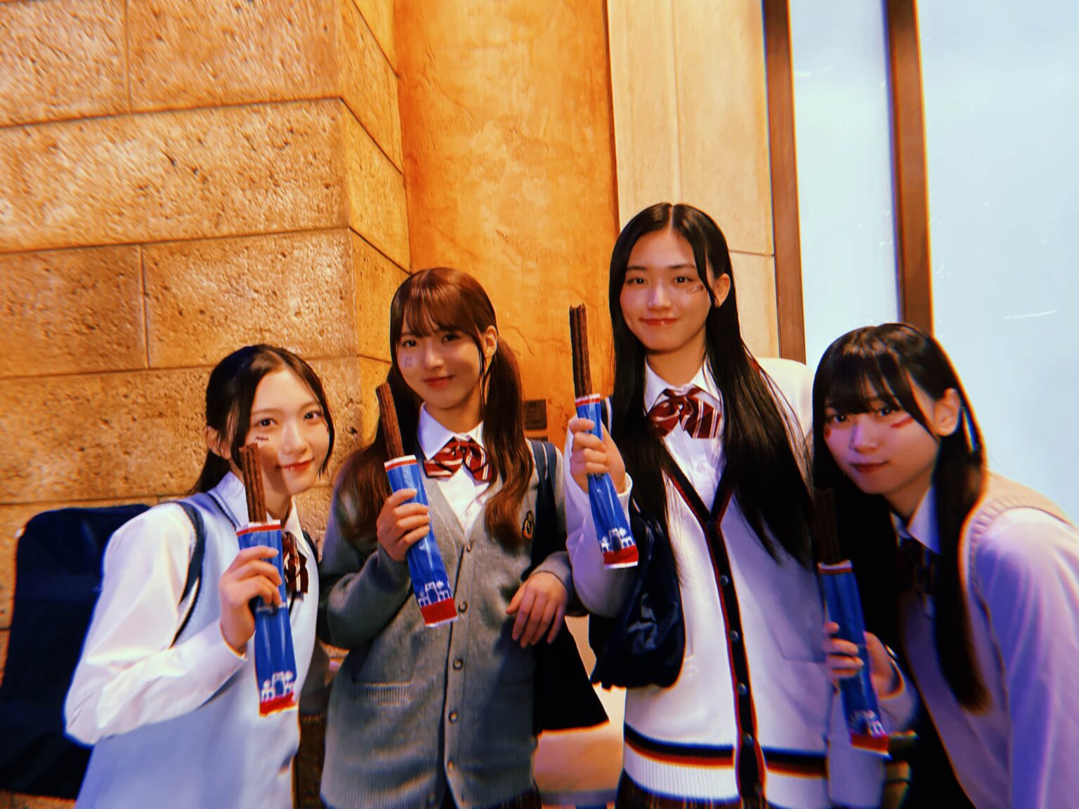 CM撮影楽しそう！櫻坂46出演「USJ」ユニハロオフショット新たに公開